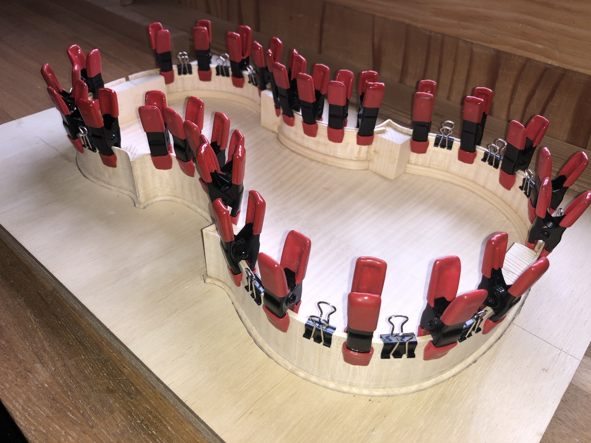 F. Garimberti, 1925 モデル: 表板の準備: こばやしヴァイオリン工房